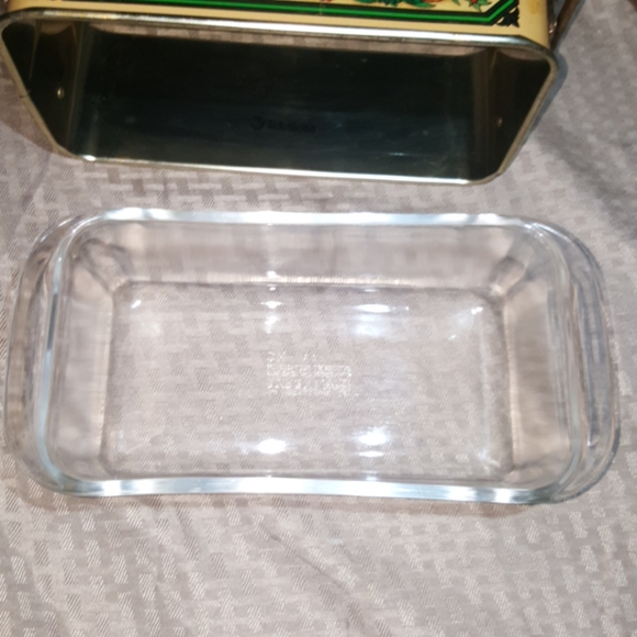 Pyrex | Kitchen | Pyrex Glass Loaf Pan With Metal Teleflora Holder ...